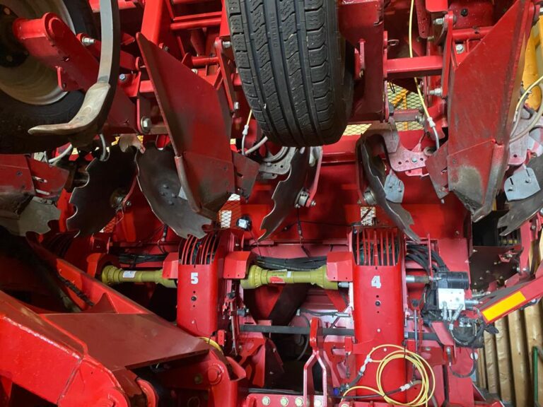 2019 Spudnik 12 Row 36in Folding 8312 Potato Planter - Gallant Sales